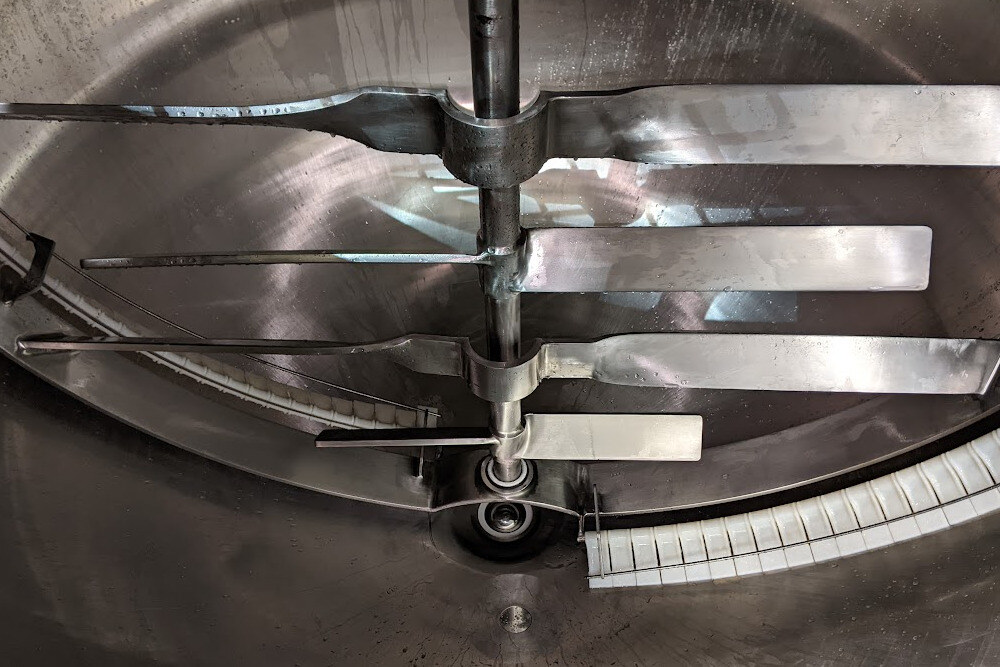 Designing & Customizing Stainless Steel Tanks [A Guide]